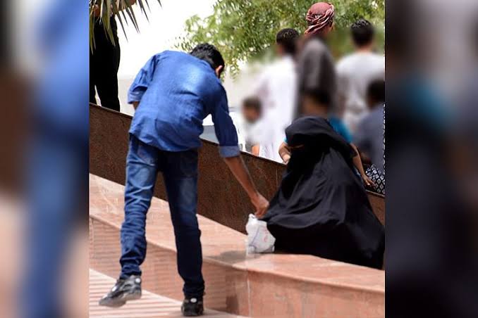 Police arrest beggar with cash worth $81k hidden in artificial legs ...